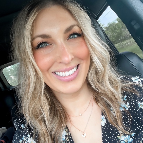 Brandy's Closet (@brandy19) | Poshmark